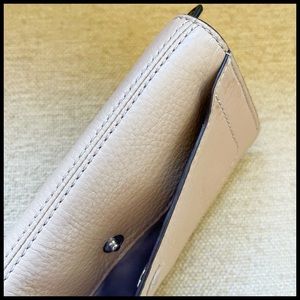 Marc Jacobs | Bags | Marc Jacobs Beige Leather Open Face Wallet | Poshmark